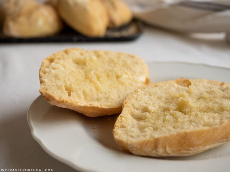 Homemade Papo Secos – Portuguese Bread Rolls